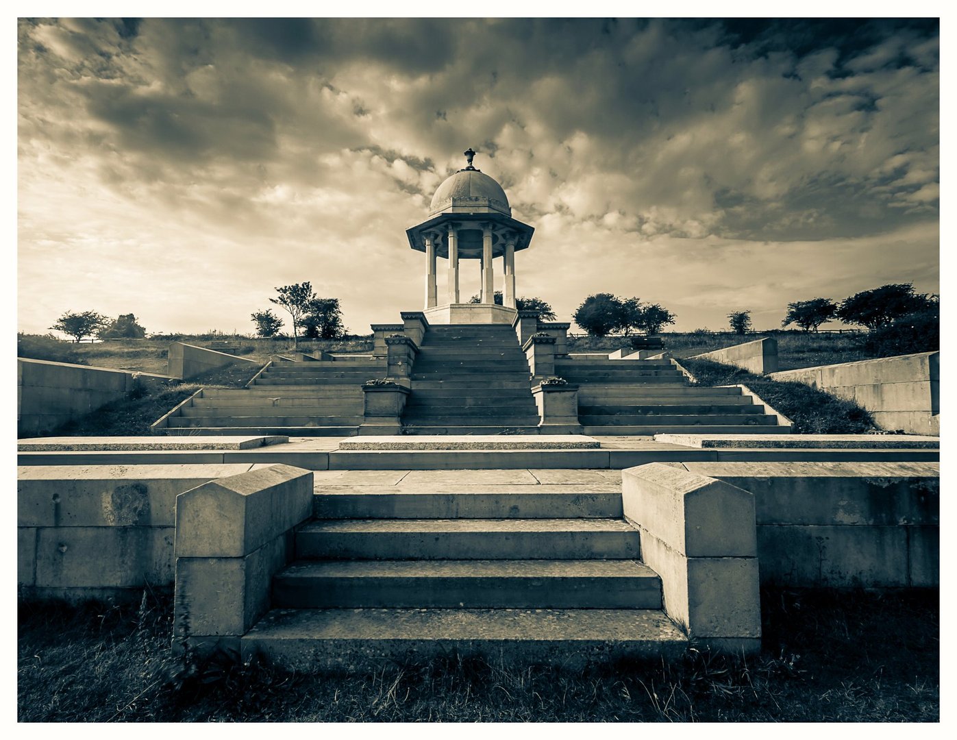 Chattri Memorial | CityDays