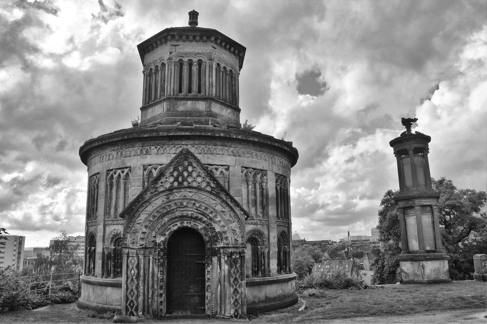 Glasgow Necropolis | CityDays