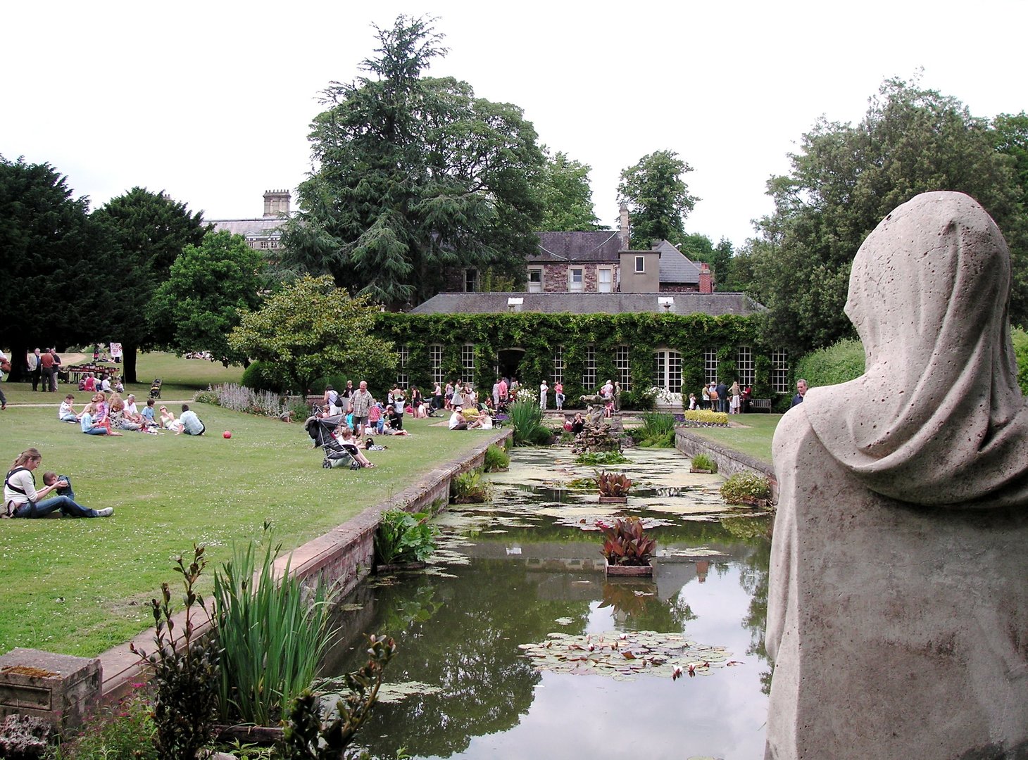 Goldney Grotto - Bristol, United Kingdom | CityDays