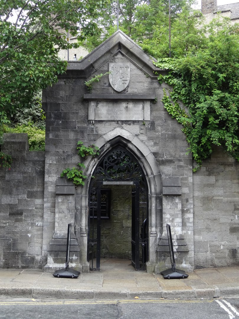 Marsh's Library - Dublin, Ireland | CityDays